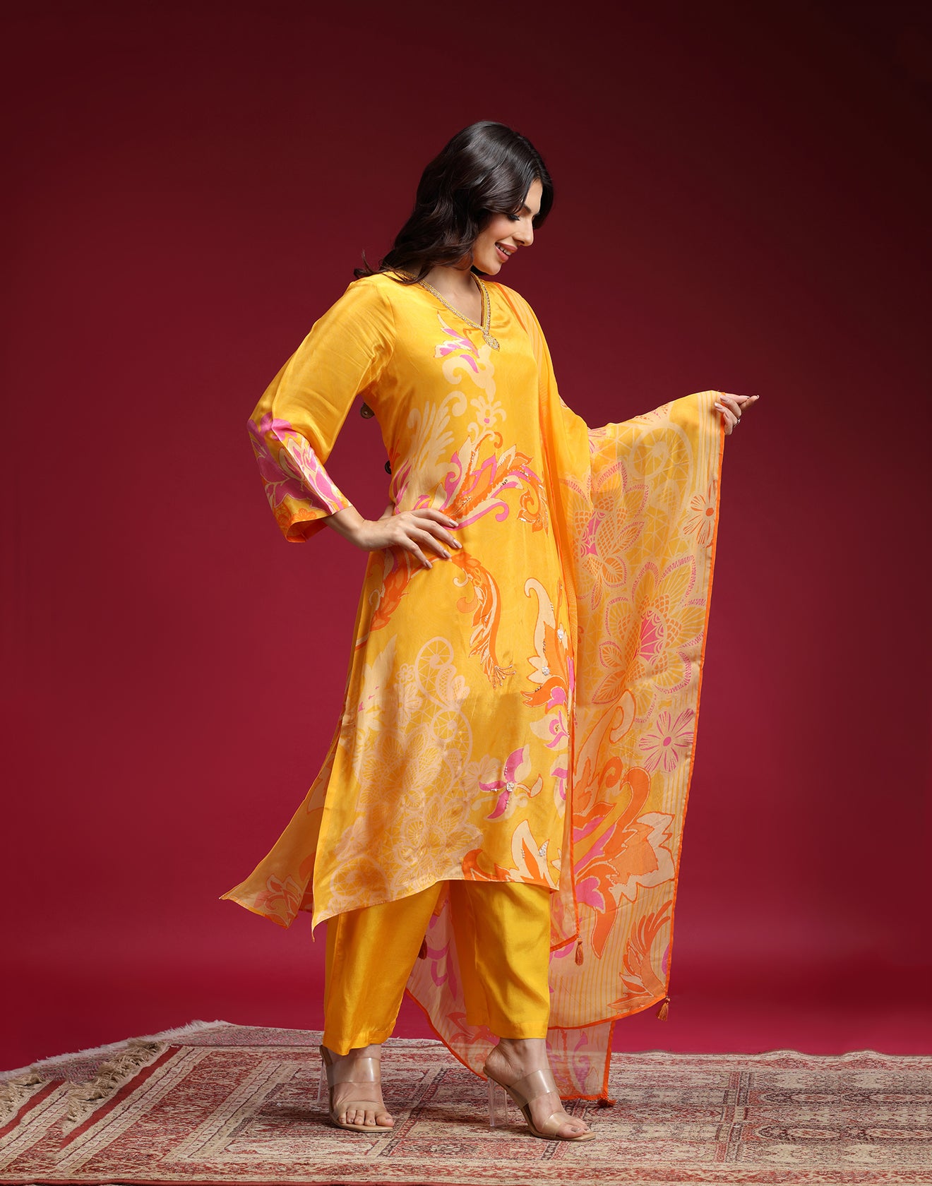 Kesari Bloom Floral Printed Kurta Set – Roopkala