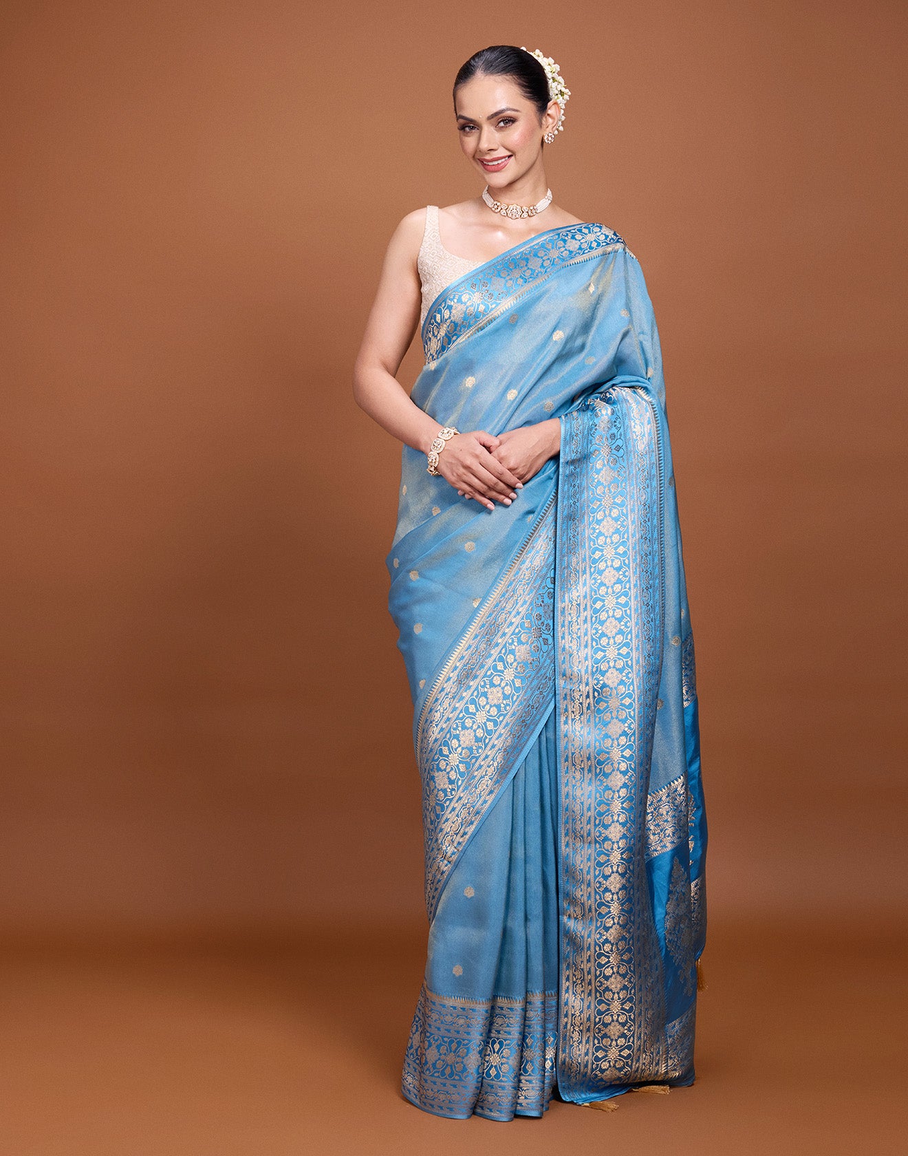 Pacific Blue With Zari Floral Butti Silk Saree – Roopkala