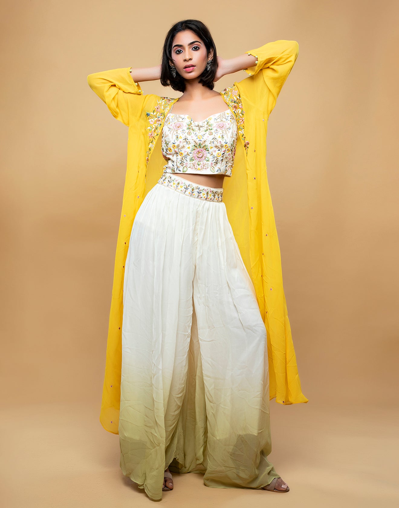Buy Gardenia White And Yellow Festive Fusion Set online – Roopkala